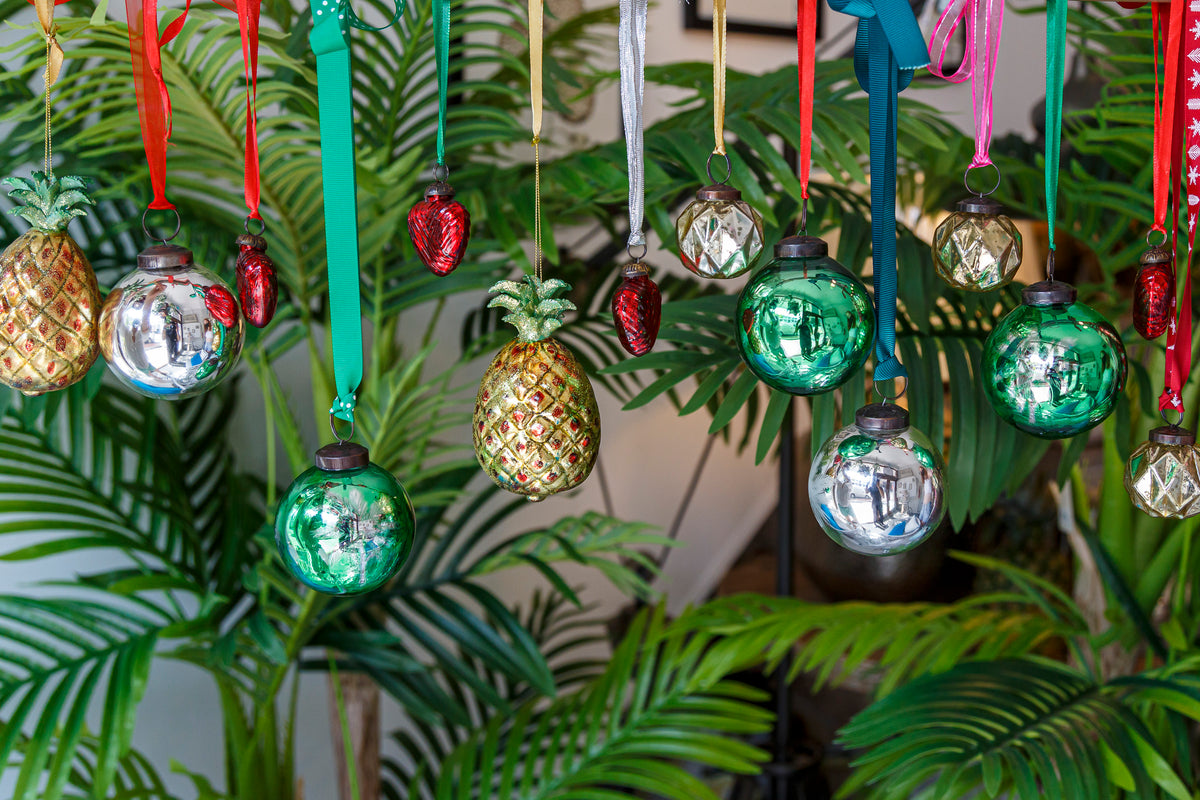 Christmas Decorations – Singapore Trading Post